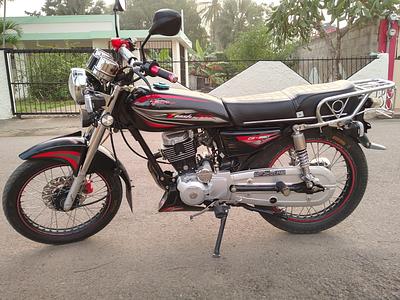 Corotos | Motor CG 200 turano color negro