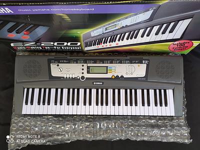 Corotos | PIANO YAMAHA EZ-200 SENSIBLE 5 OCTAVAS. !!!MUY BUEN ESTADO!!!