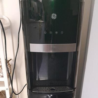 Corotos | Neverita para botellón de agua, dispensa agua fría y Caliente