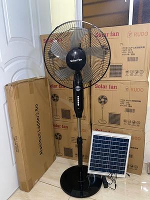 Corotos | Abanico solar recargable con cargador y panel solar