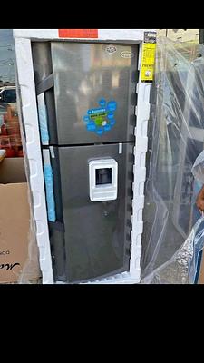 Corotos | nevera nedoca 210 con dispensador de agua 2 puertas.