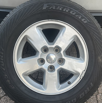 Corotos | Aros jeep (Originales) grand cherokee con gomas, como nuevos