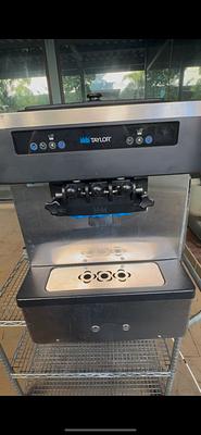 Corotos | Se vende máquina de helado soft Taylor C161 NUEVA!