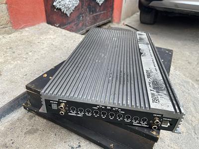 Corotos | Planta Comando 3000w a 4 canales.