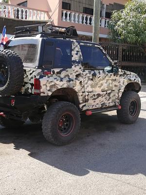 Corotos | Jeep Tracker - sidekick 4x4