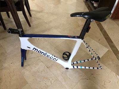 Corotos | Montecci Carbon V