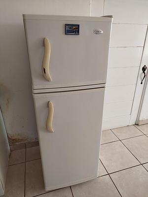 Corotos | NEVERA CETRON 10 PIES NO FROST DOS PUERTAS