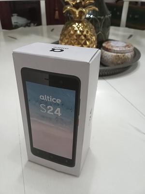 Corotos | Smartphone Altice S24