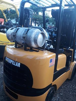 Corotos | montacarga cat 3 toneladas 4 sesiones 2007