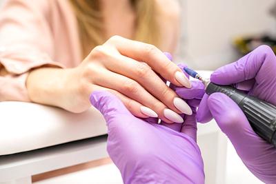 Corotos | Se busca empleada para salón de belleza