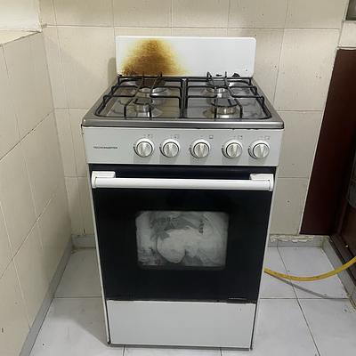 Corotos | Estufa Tecnomaster, de 20 pulgadas, 4 hornillas