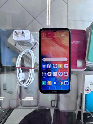 Corotos | Huawei Y7 2019 negro 32 GB Altice dominicana.**Tienda fisica**